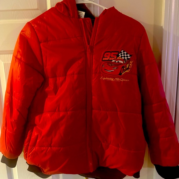 Disney | Jackets & Coats | Preowned Disney Pixar Cars Lightning Mcqueen ...